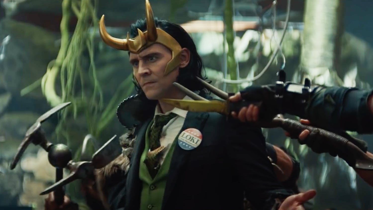 Tom Hiddleston Says Loki Is About ‘The Many Selves’ Of His MCU Anti ...