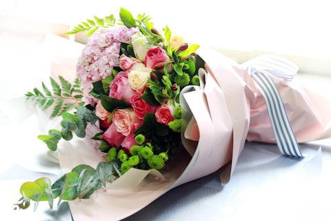 Waitrose flower delivery: options and prices