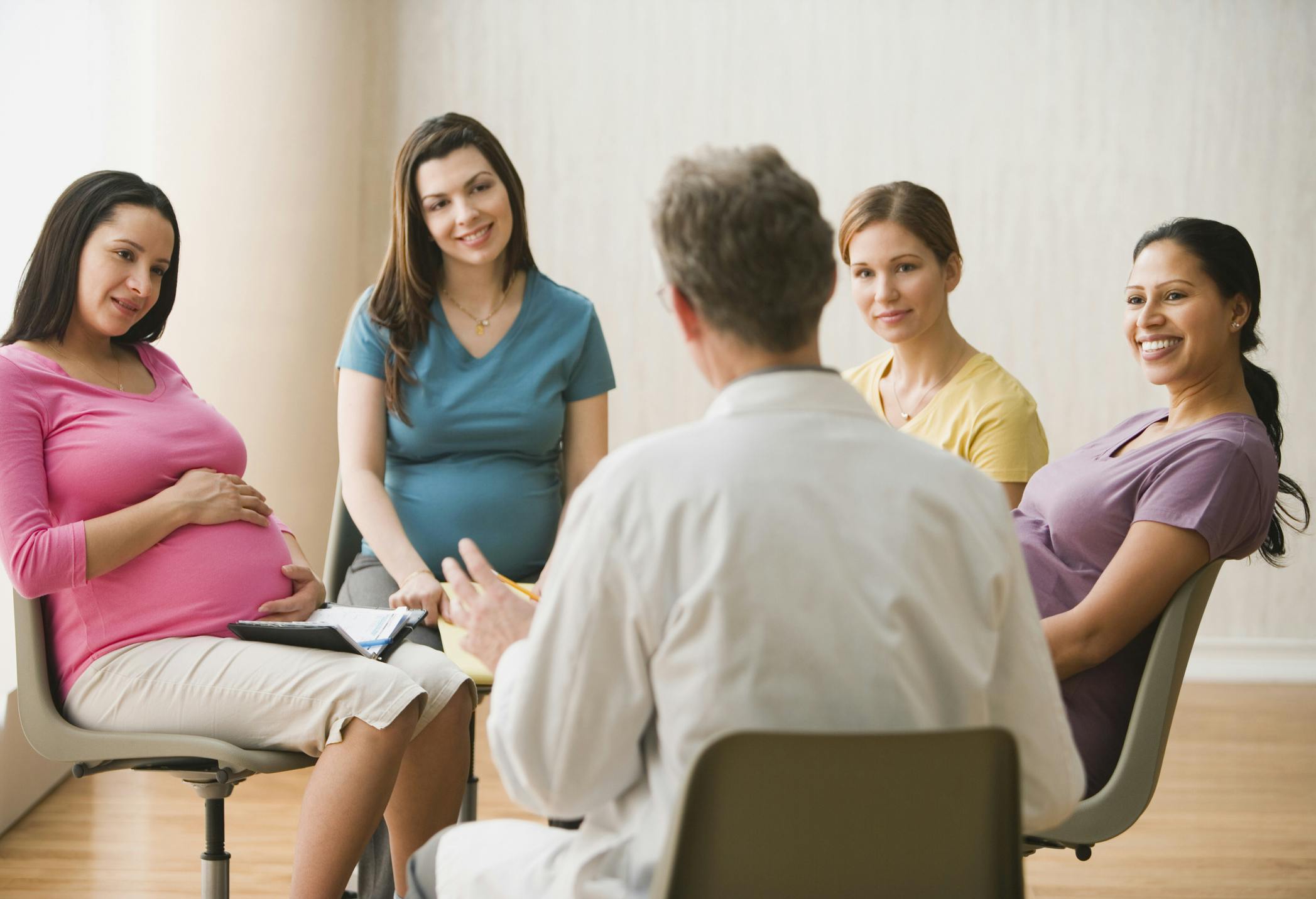 ‘Half An Hour Into My First Antenatal Class, I Already Wished I Never ...
