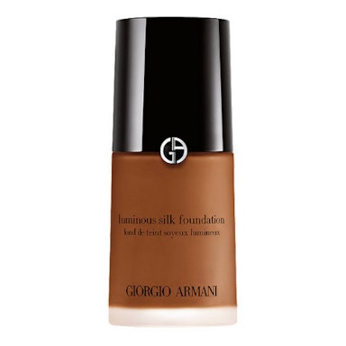 The best makeup for older women for a naturally radiant look