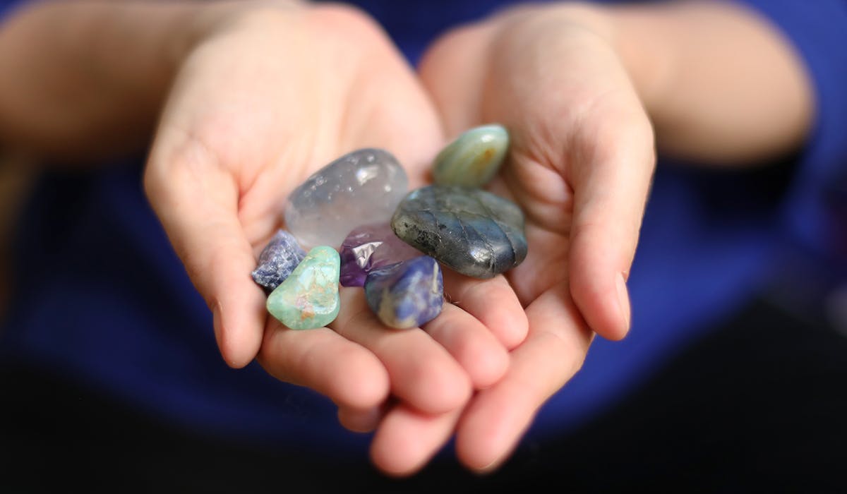 How to use healing crystals