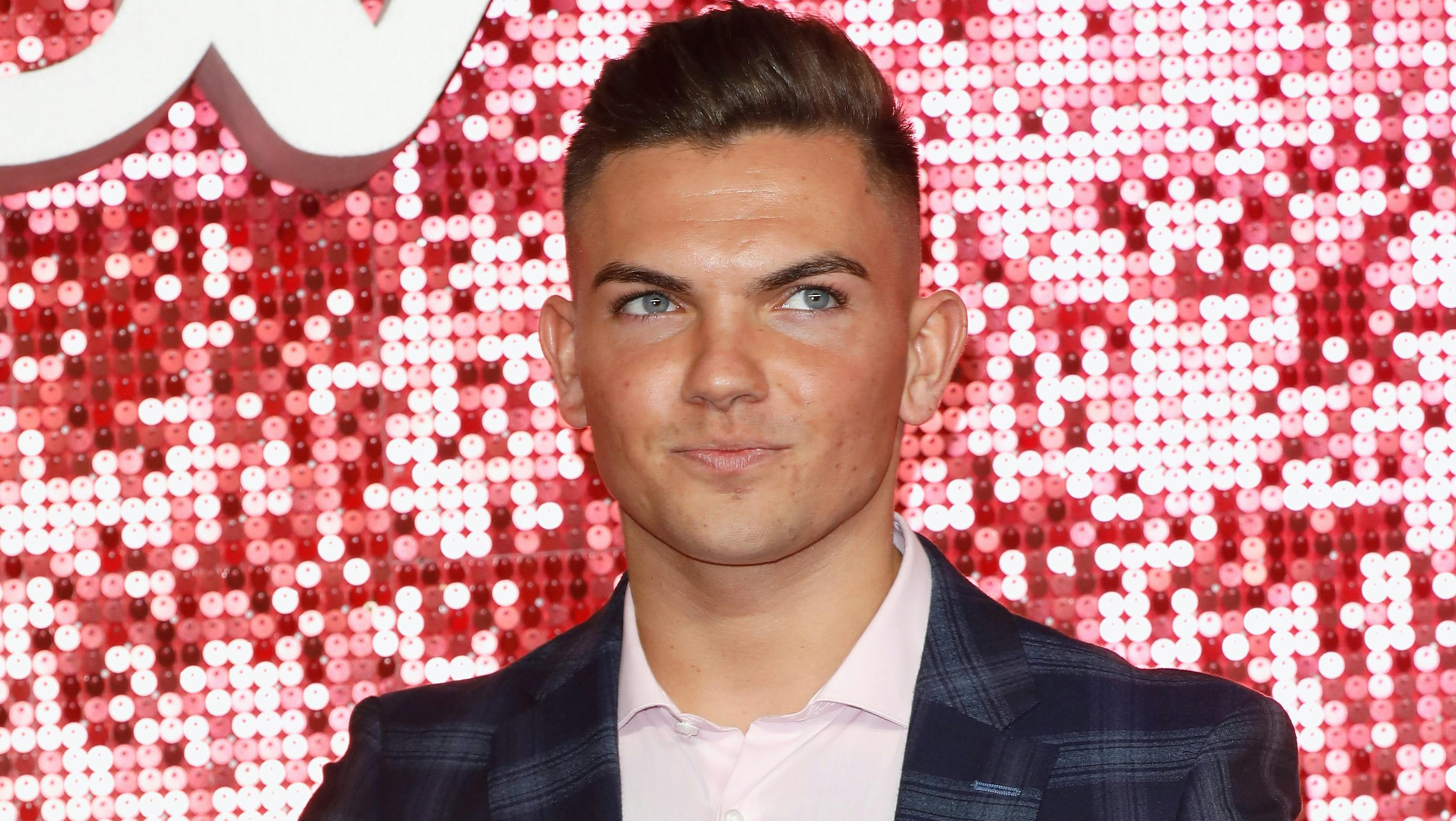 Sam Gowland posts photo of new girlfriend and she's STUNNING ...