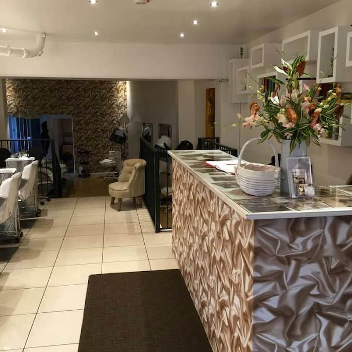 The Best Afro Hair Salons To Visit In 2024 | Grazia