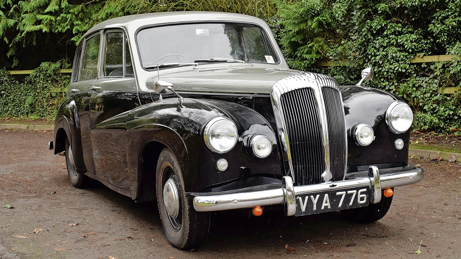 Ads on Test: 1955 Daimler Conquest | %%channel_name%%