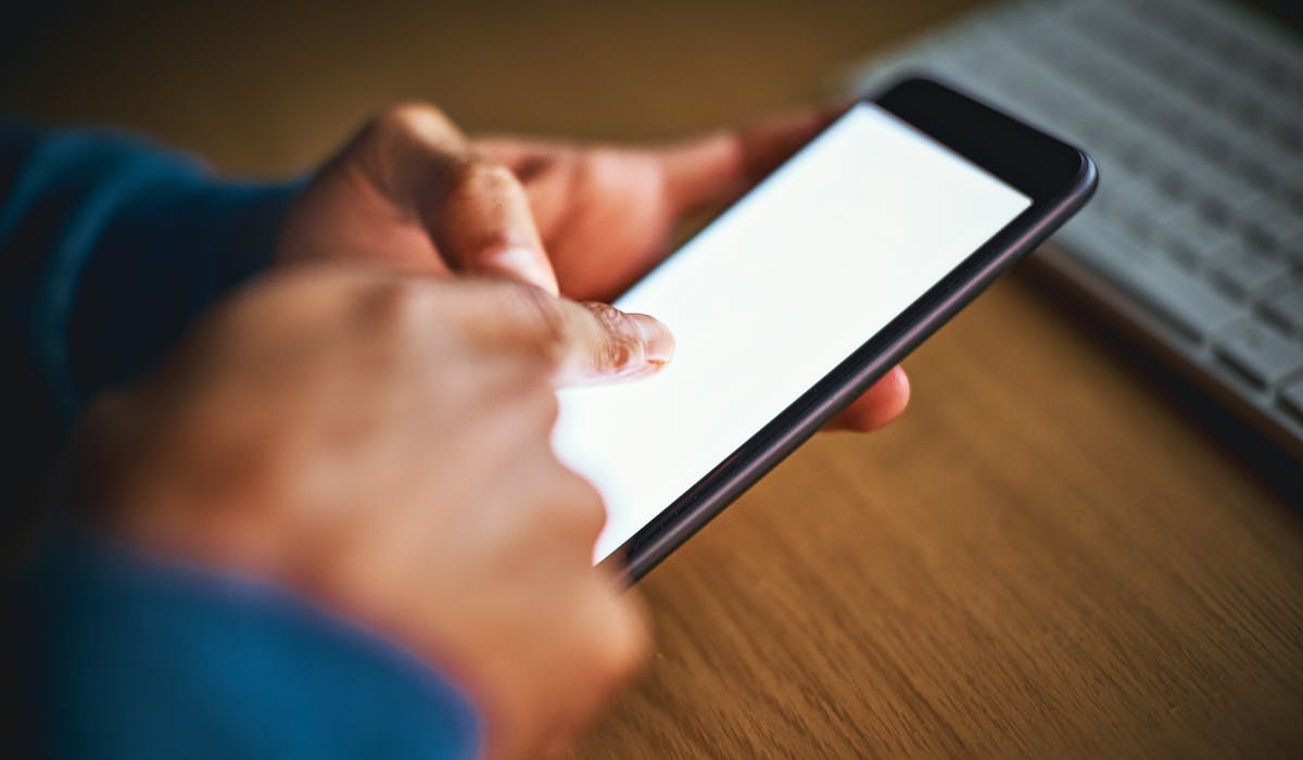 How to spot and deal with scam text messages | Life | Yours