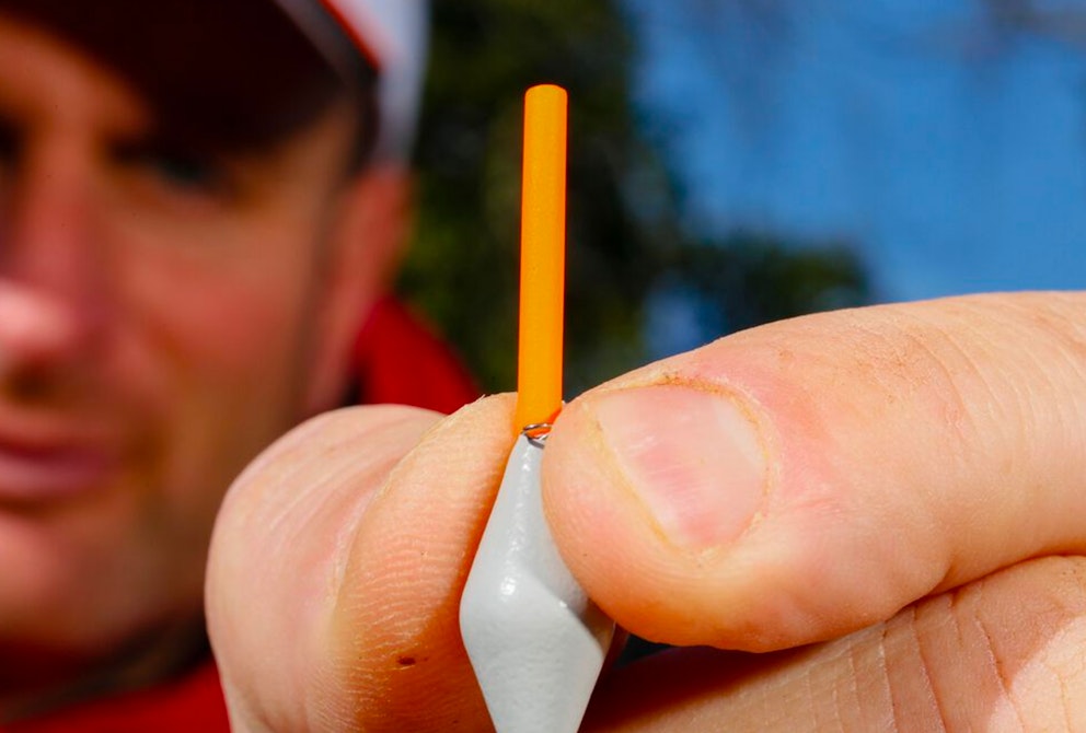 How to find the right depth when pole fishing.