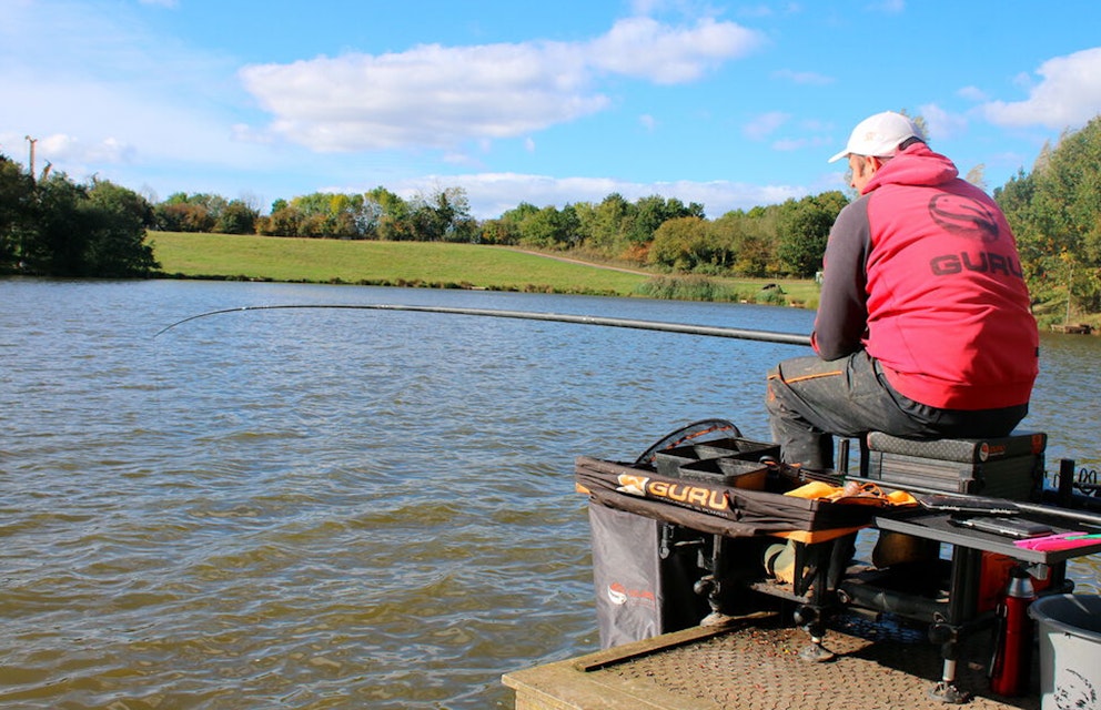 How to find the right depth when pole fishing.