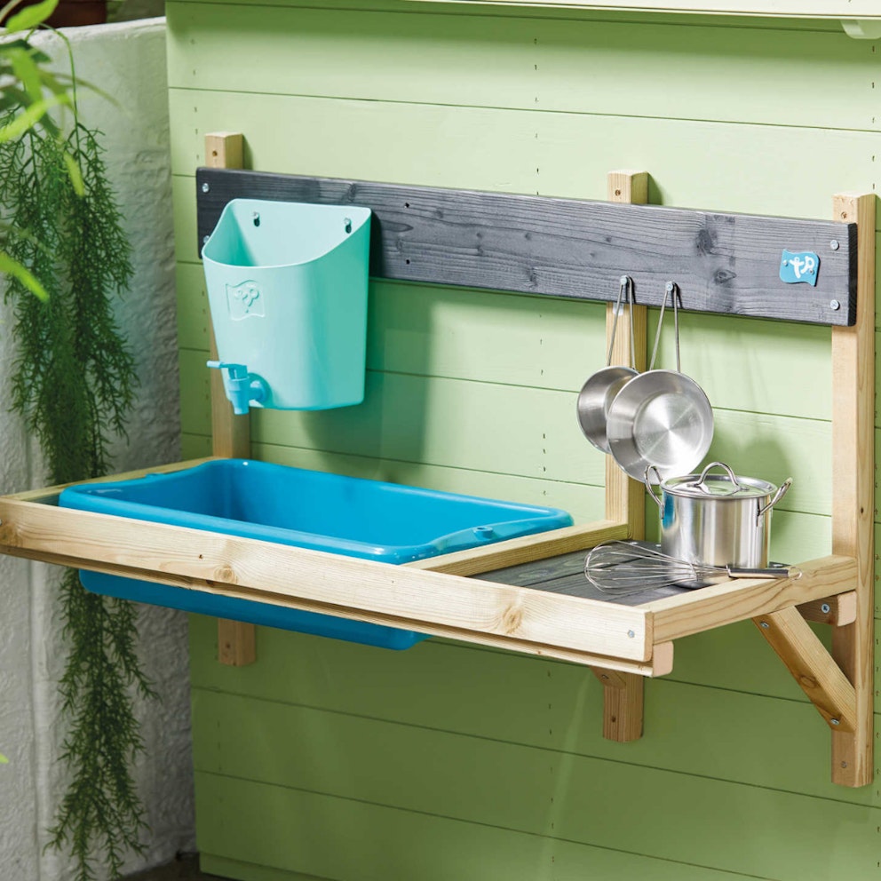 This Aldi Mud Kitchen Costs Just £54.99