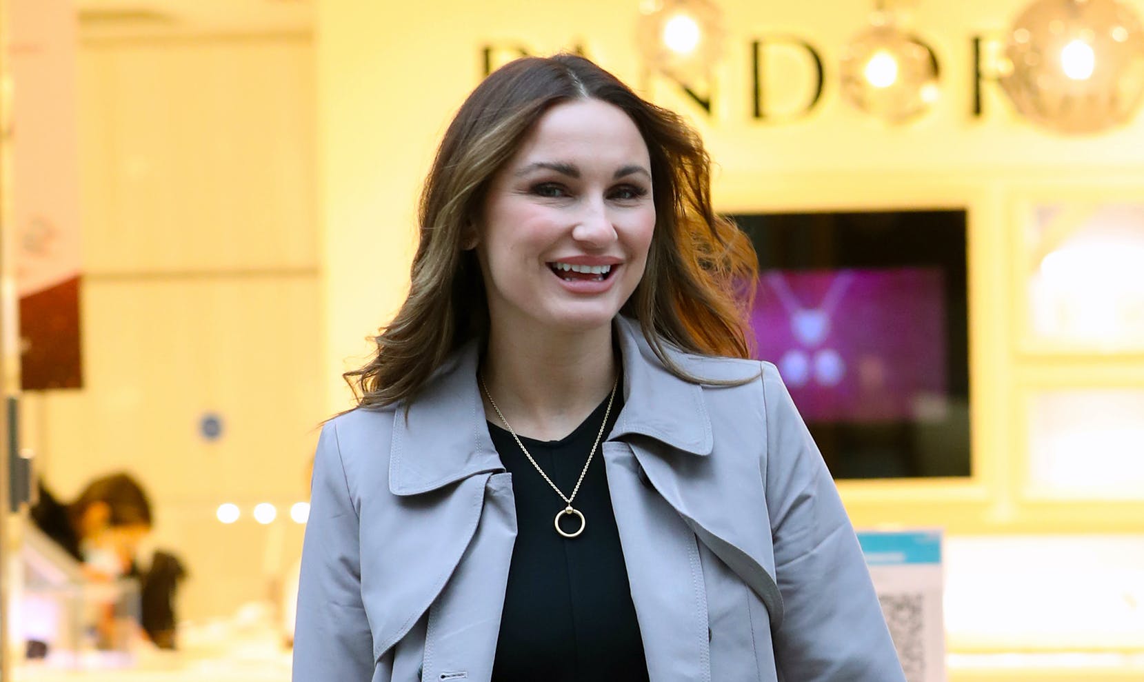 Sam Faiers reveals HUGE family news | Closer