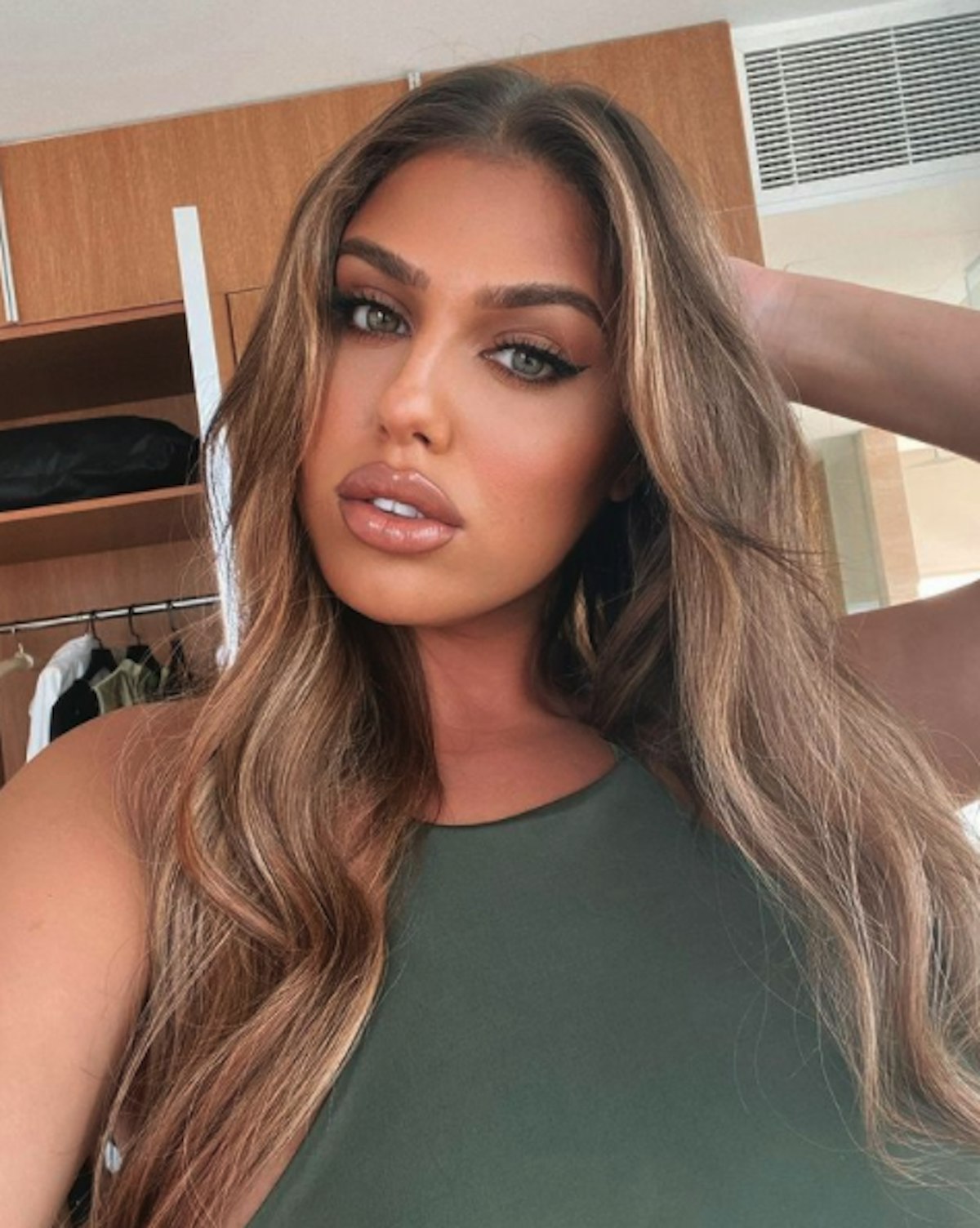 YouTuber Sydney Crouch gives fans 'raw' insight about her mum's death ...