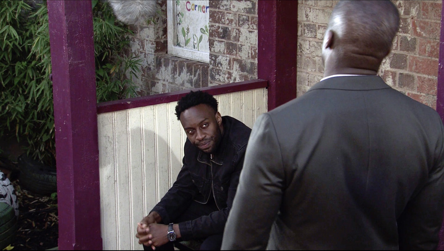 Coronation Street: Ronnie Bailey makes his move on Jenny Connor