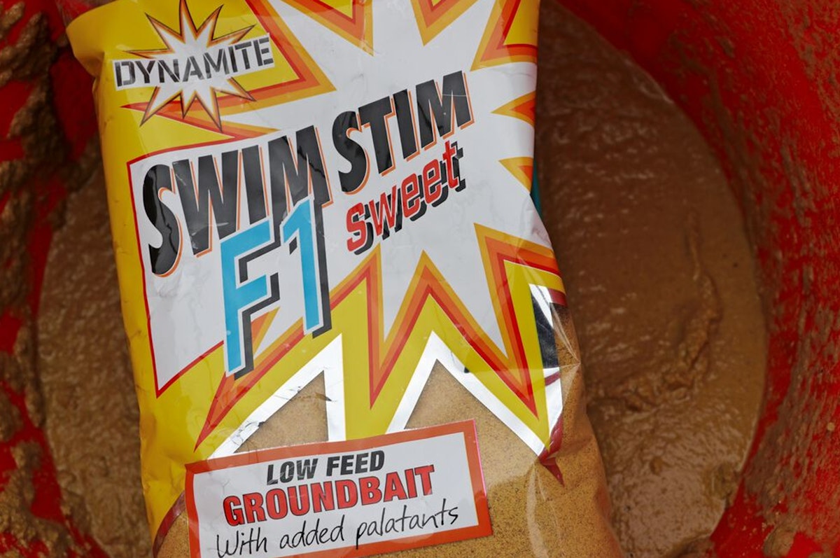 How to fish the Jigga float with slop for F1s | Angling Times