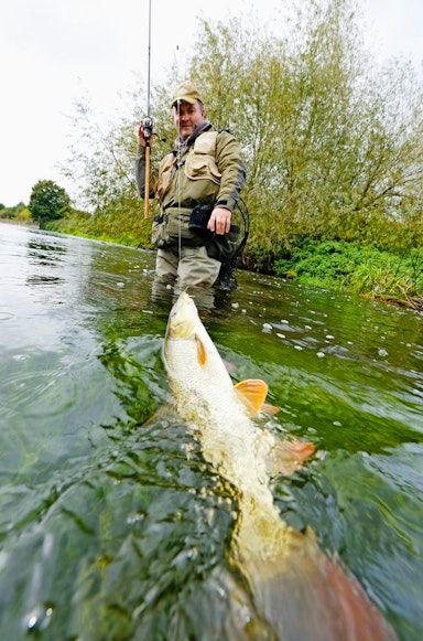 The best trotting rig for barbel | Angling Times