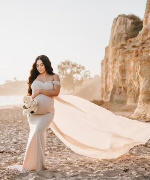 Gorgeous and affordable maternity wedding dresses for pregnant brides ...