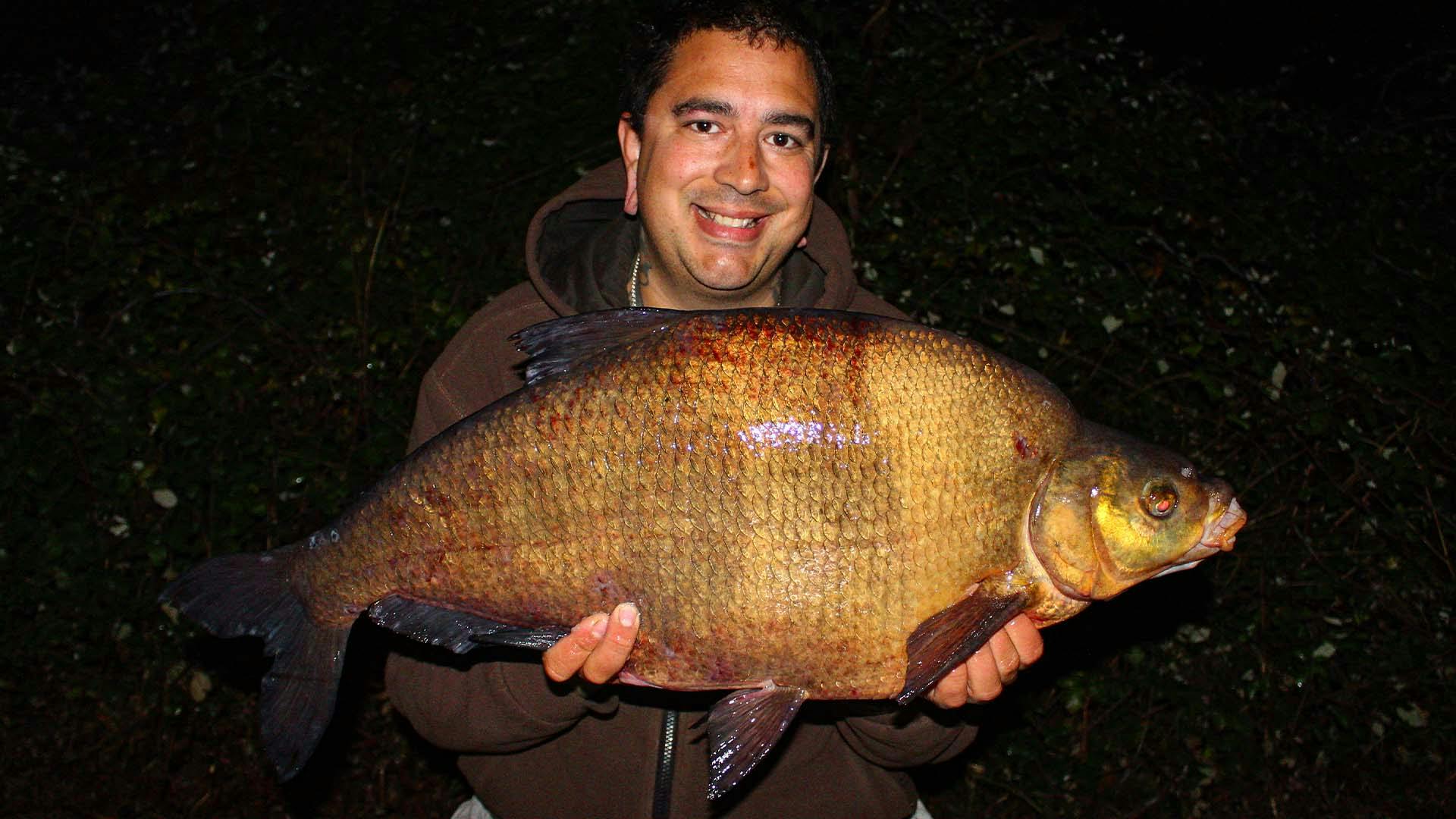 Huge PB bream from tricky pit | Angling Times