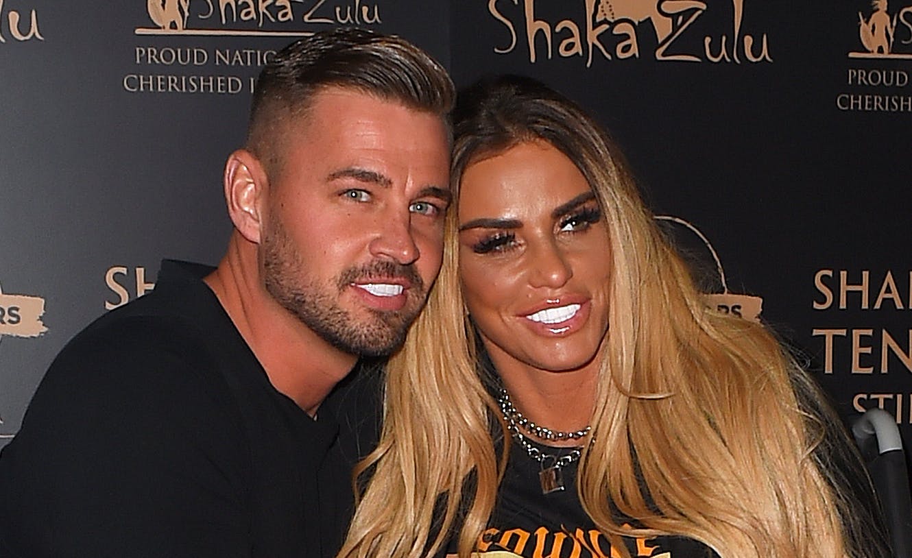 behind-katie-price-and-carl-woods-shotgun-wedding