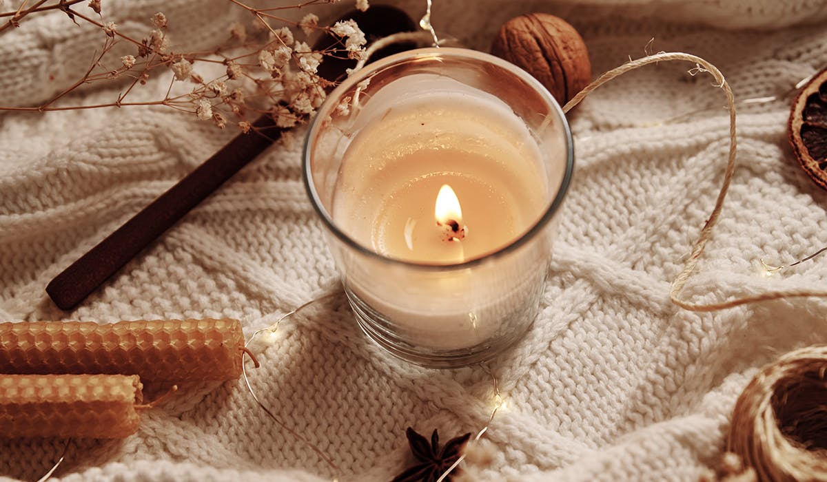 How to make your own candles at home