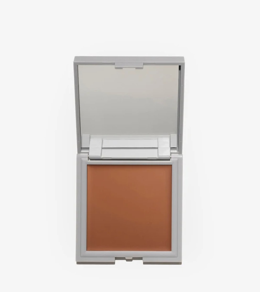 Jess Hunt Talks Refy, Brows And Her Favourite £8.99 Moisturiser