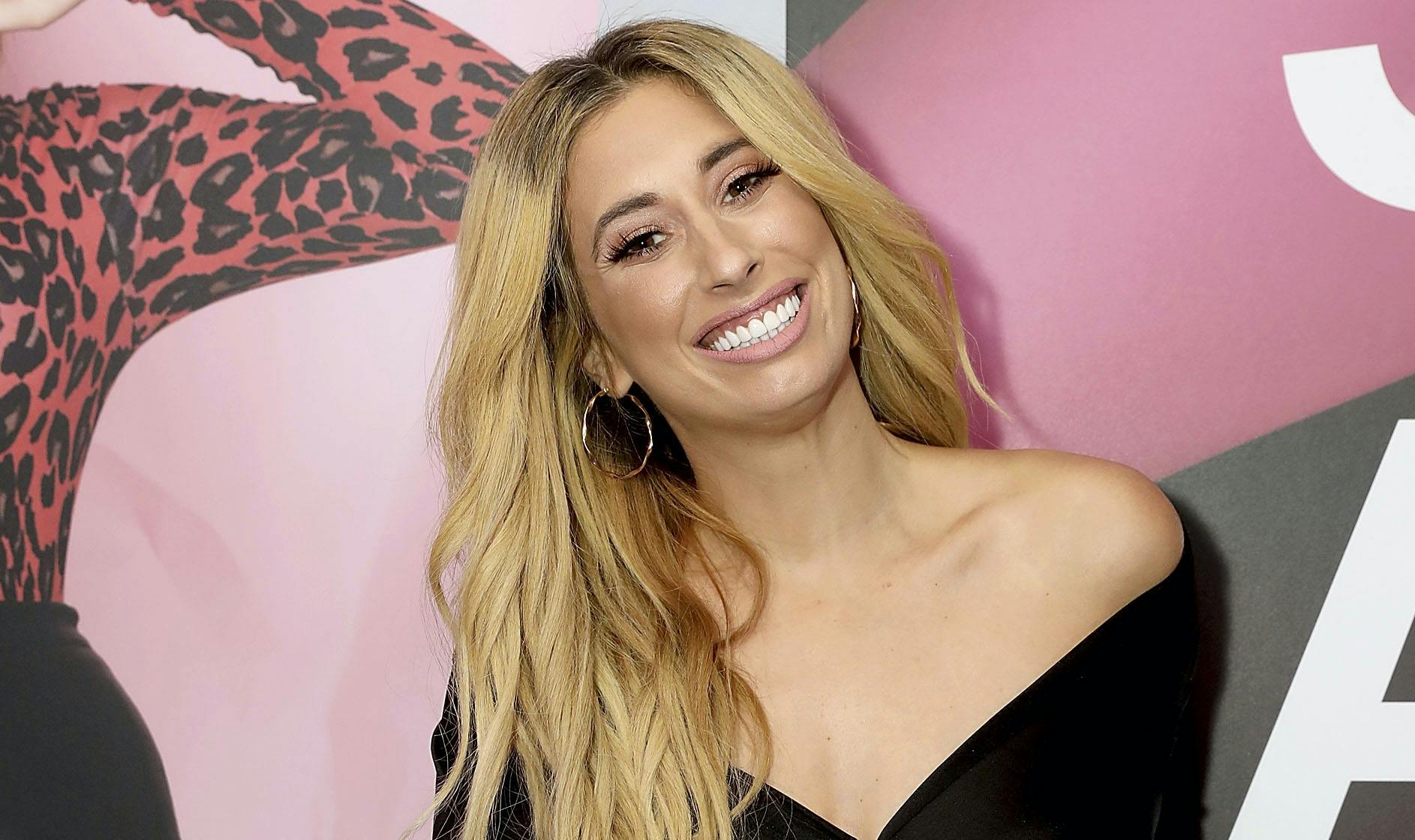 Stacey Solomon unveils jaw-dropping bright red hair transformation