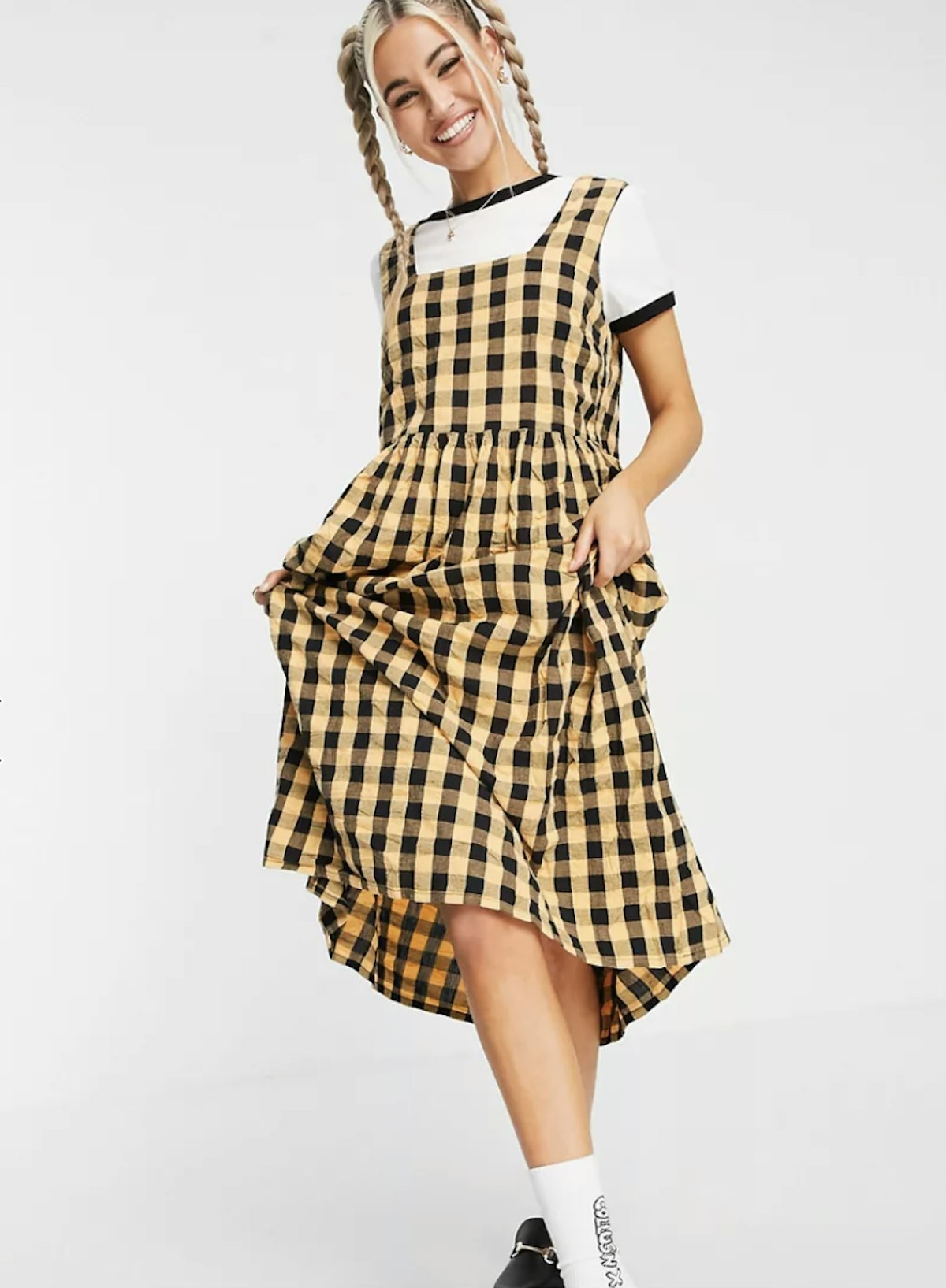 How to dress like an E-girl in 2022: your definitive guide