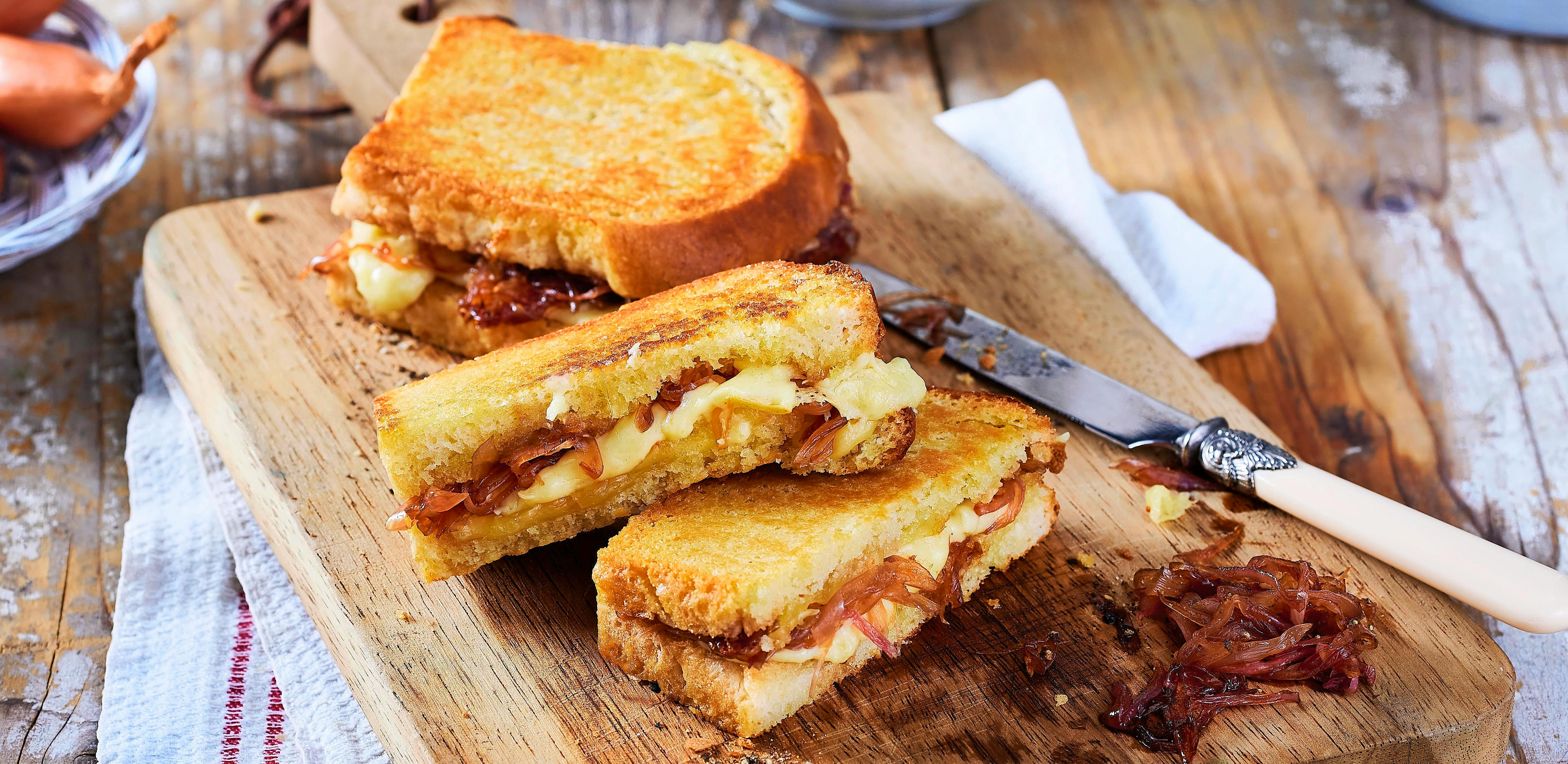 Cheese and balsamic shallot toasties: Quick and easy lunchtime recipe ...