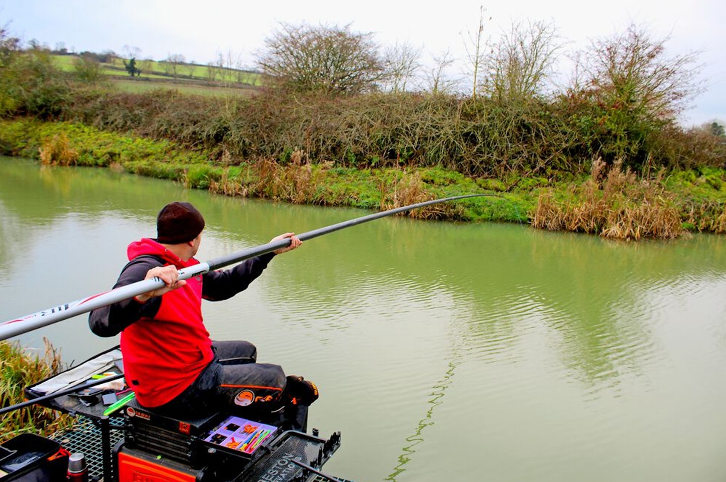 The best baits for ‘dobbing’ | Angling Times