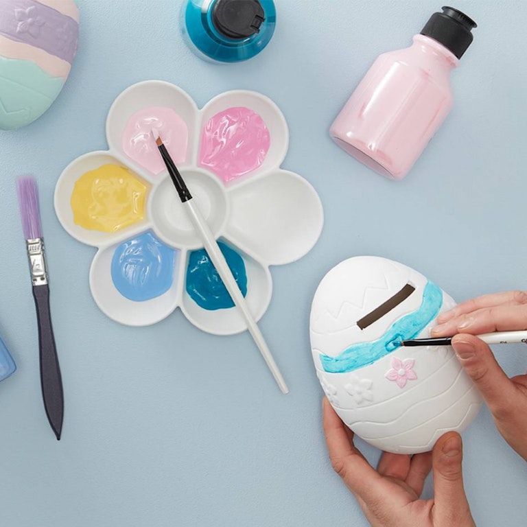 Make your own Easter eggs at home