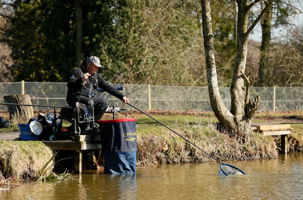 How to fish a waggler float in winter | Angling Times