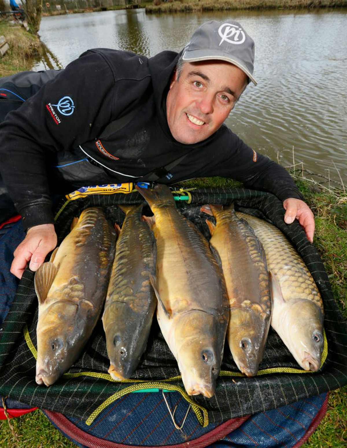 How to fish a waggler float in winter | Angling Times