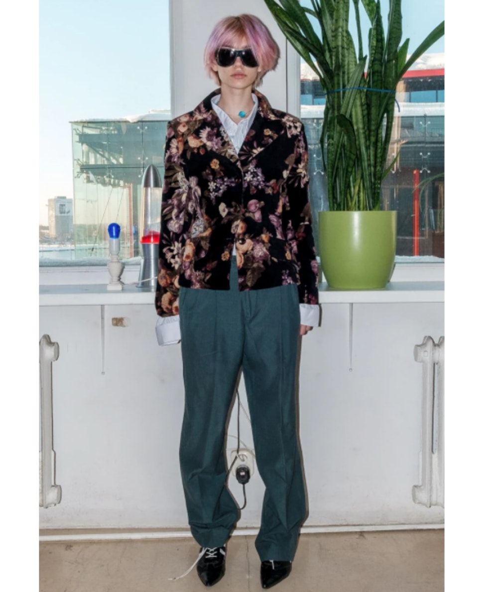 The best Inventing Anna outfits and how to recreate them on the high-street