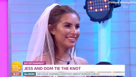 Love Island 2017 star announces pregnancy | Entertainment | Heat