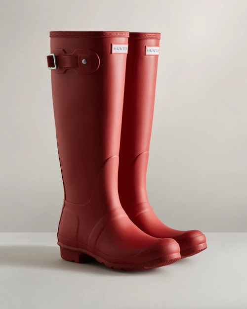 The Best Fashion Wellies To Ease You Through The Rain (And Some Are ...