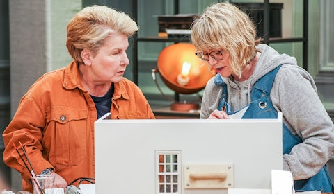 Sandi Toksvig: Spouse, children and books