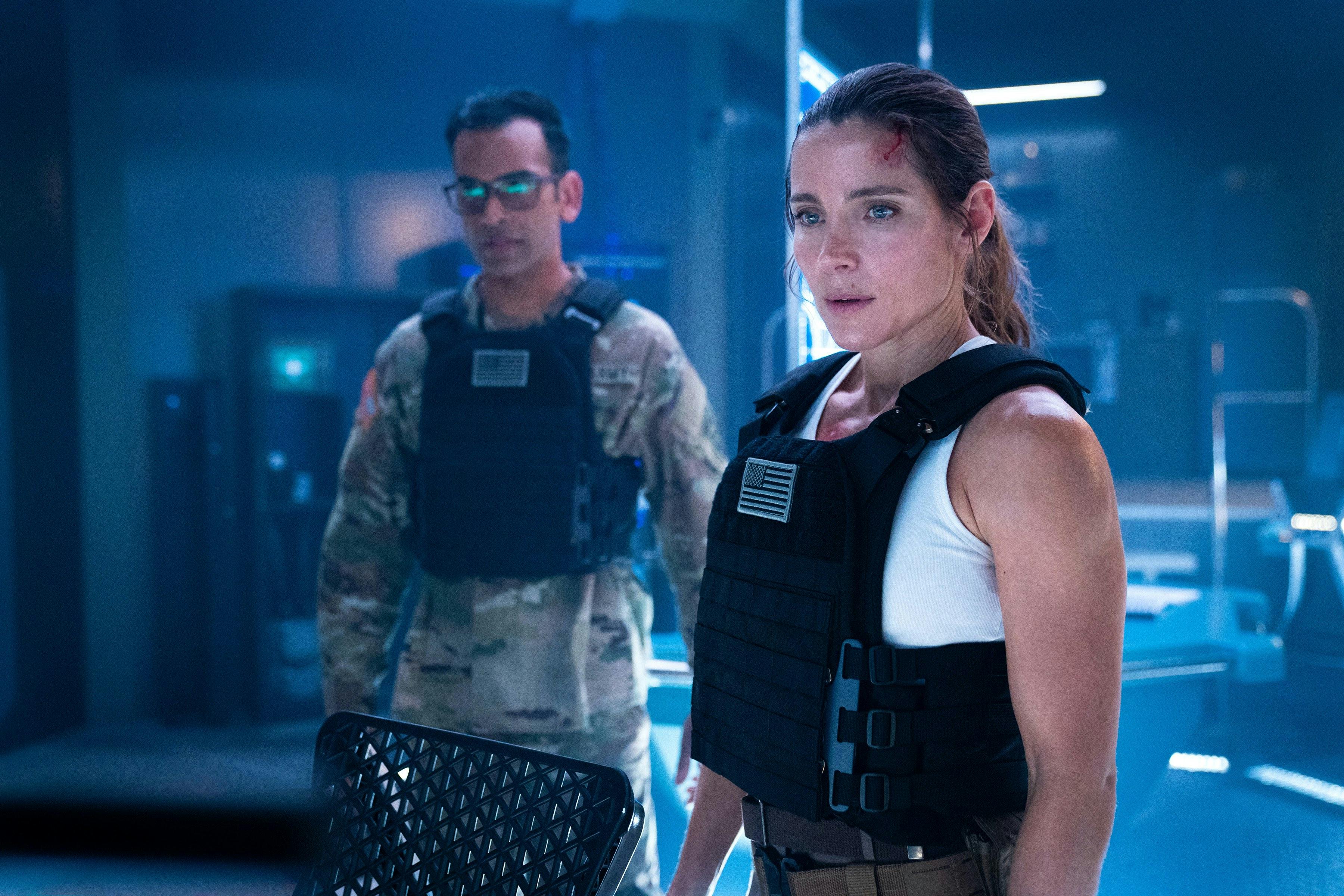 Elsa Pataky's Under Threat In The Interceptor Trailer
