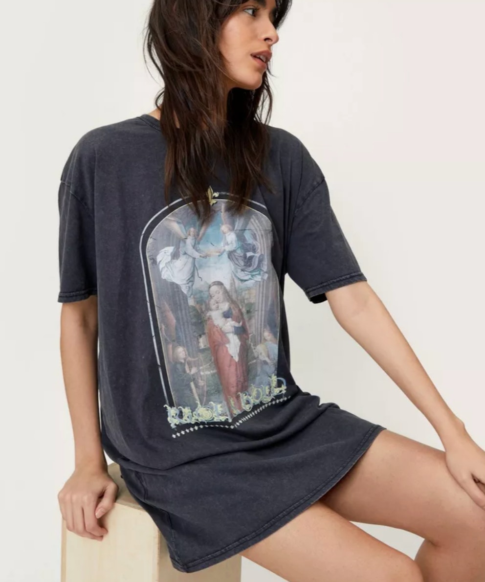 How to dress like an E-girl in 2022: your definitive guide