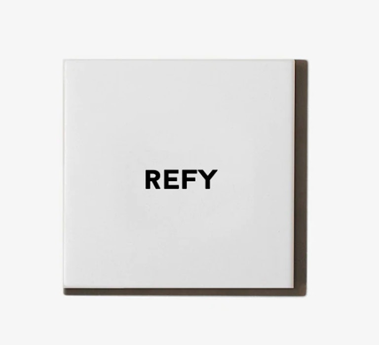I tried Jess Hunt's REFY skin finish powder and here are my honest thoughts