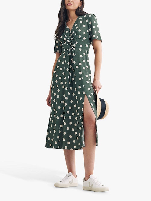Is This The Next Zara Polka Dot Dress Thats Going To Go Viral Grazia