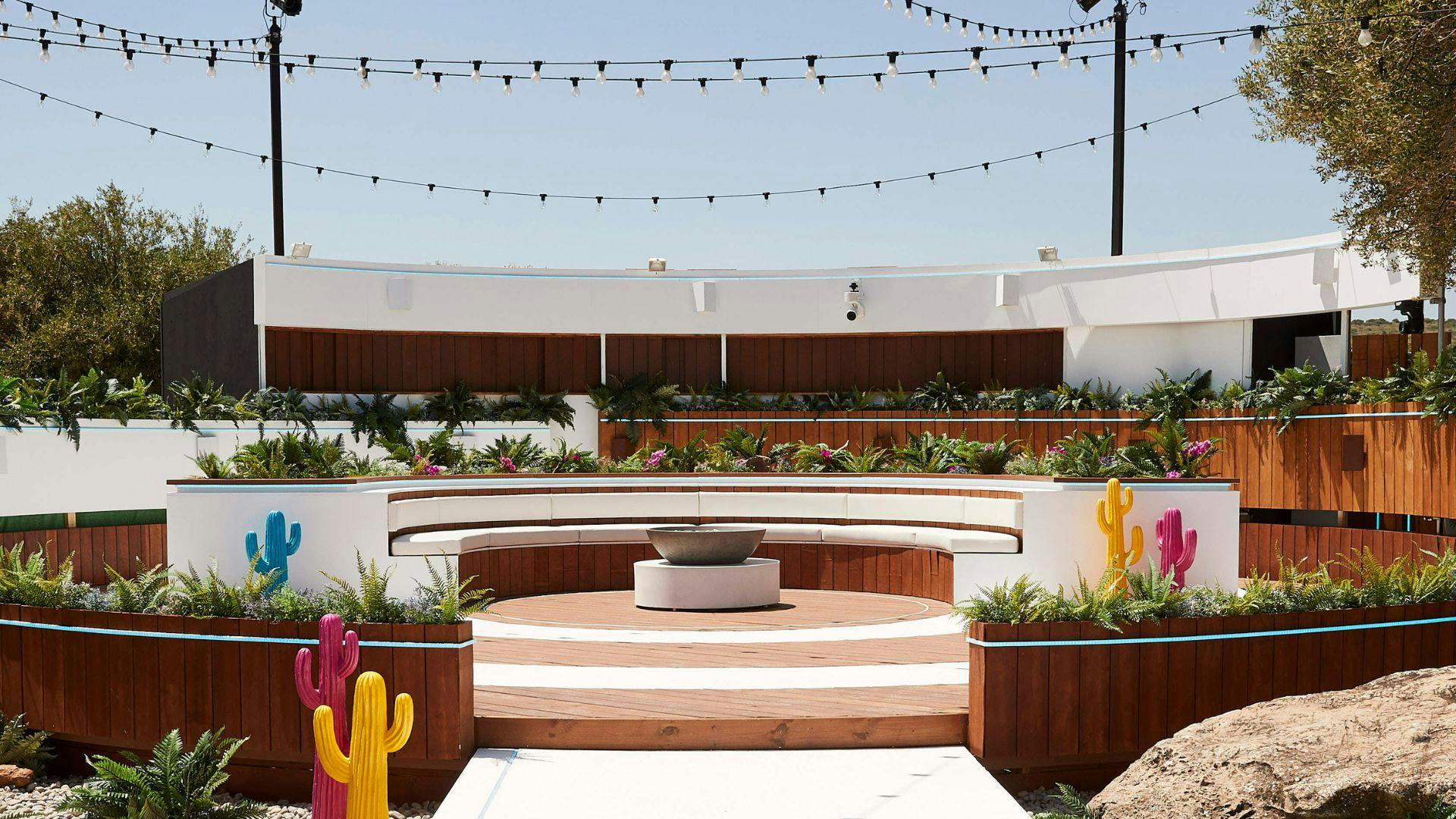 11 Best Fire Pits To Cosy Up To All Year Long