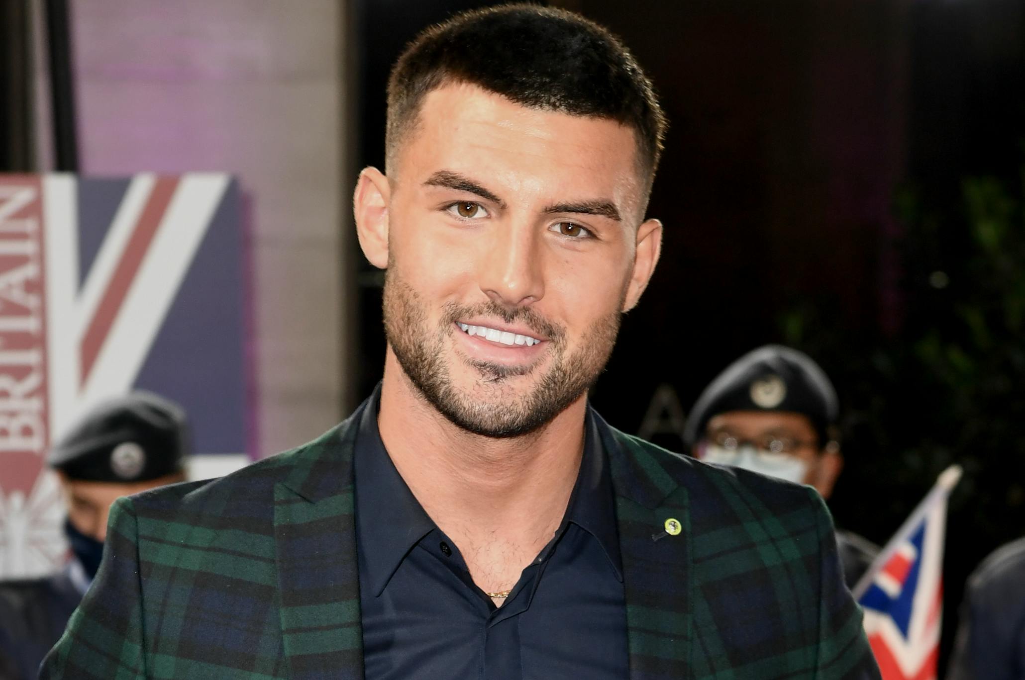 Love Island's Liam Reardon reveals HUGE secret about that dance ...