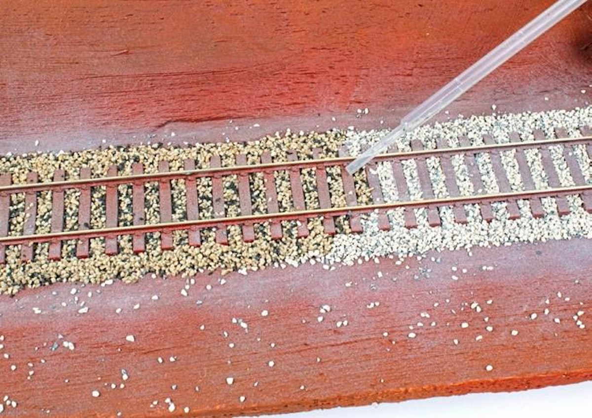 HOW TO BALLAST YOUR TRACK | Model Rail