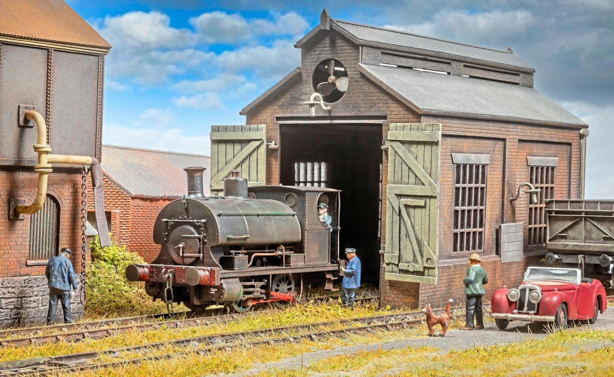 How To: Build a Classic Engine Shed Kit | Model Rail