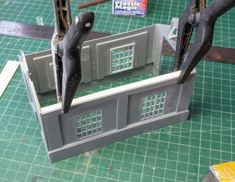 How To: Build a Classic Engine Shed Kit | Model Rail