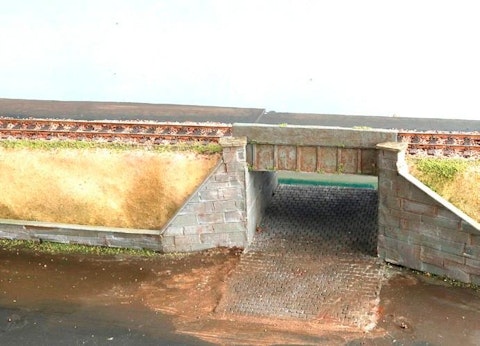HOW TO: CREATE A REALISTIC EMBANKMENT | Model Rail