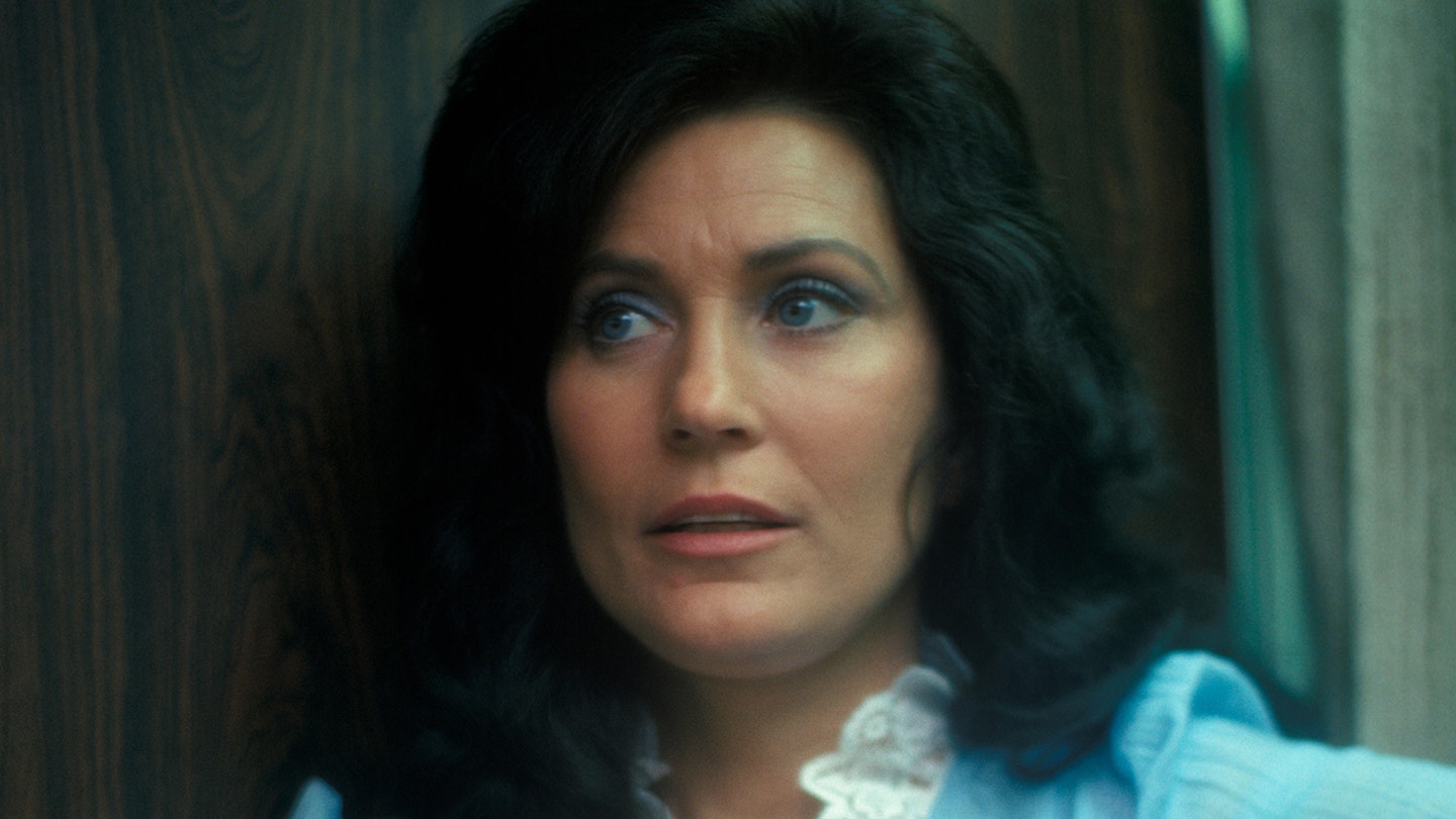 Country Music Icon Loretta Lynn Dies Aged 90 | %%channel_name%% Country Music Icon Loretta Lynn Dies Aged 90 | %%channel_name%%