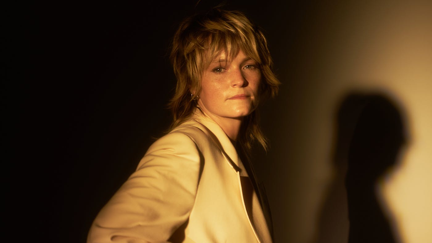 Billy Nomates Reviewed! | Mojo