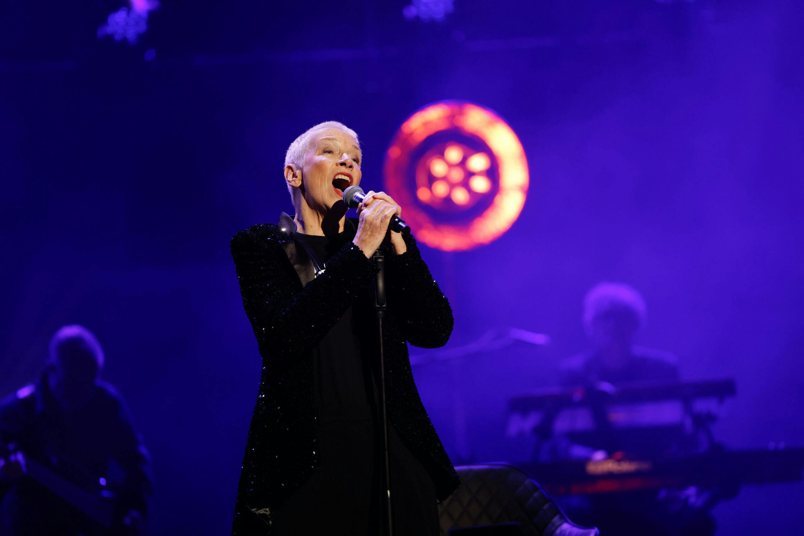 Annie Lennox's first live gig in six years - reviewed!