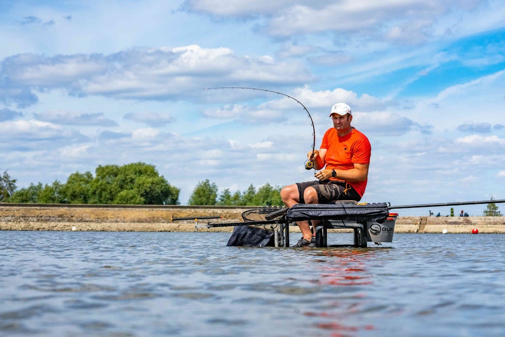 Inline vs. Elasticated Feeders: Which One Should You Use?