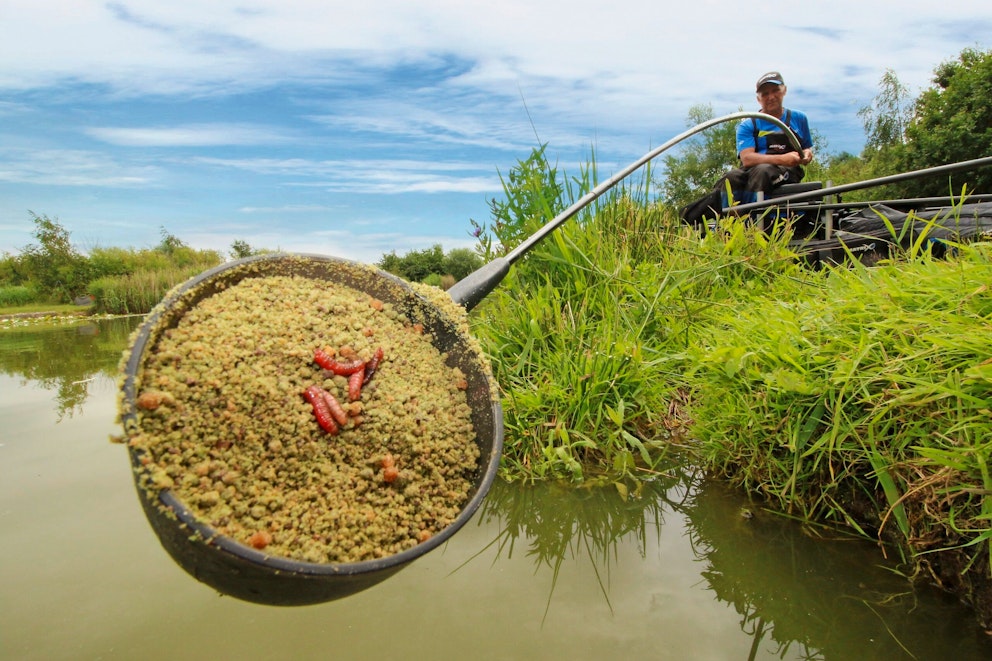 5 great ways to feed groundbait | Angling Times