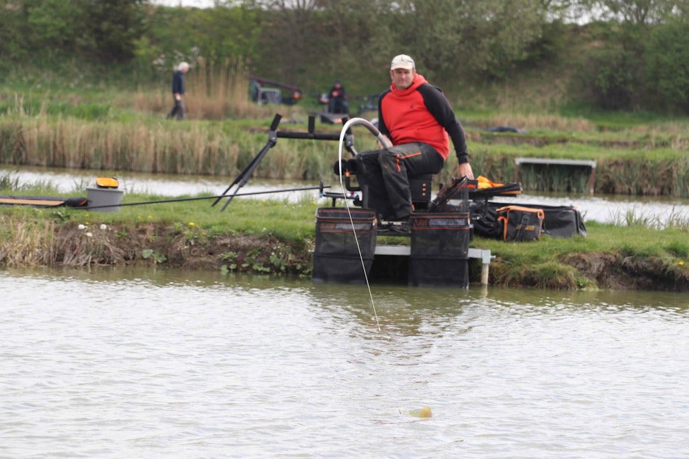 How to pick the right float for fishing shallow | Steve Ringer ...