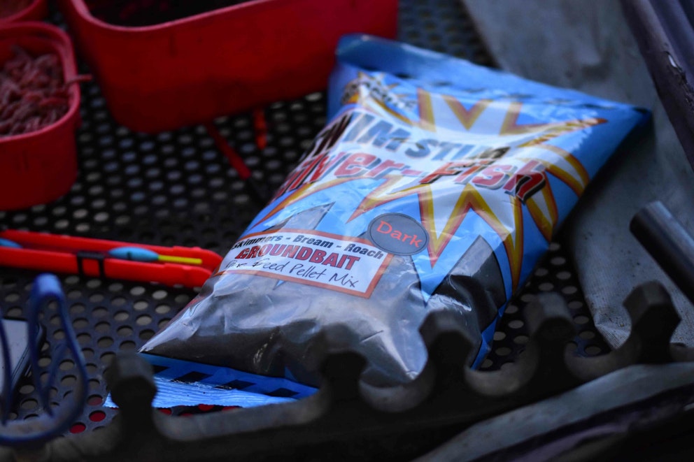 A groundbait-only approach for skimmers and bream in cold water – Rob ...